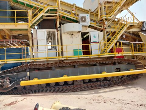 Mobile Dry Mining Unit (track mounted) | ADP Marine & Modular